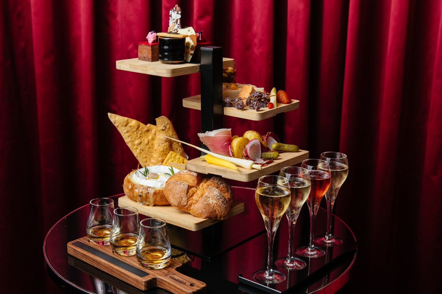 La Vie's High Cheese - Crown Perth