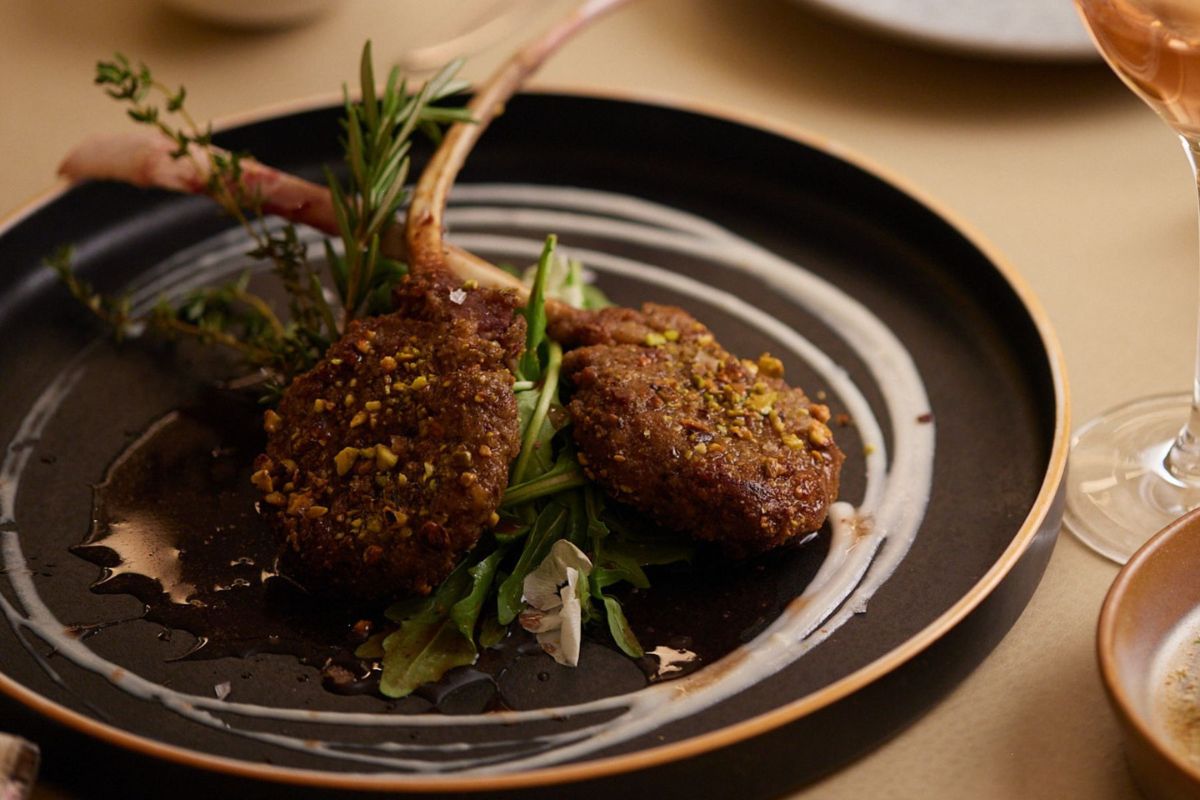 Pre-Show Dining at Modo Mio - Crown Perth